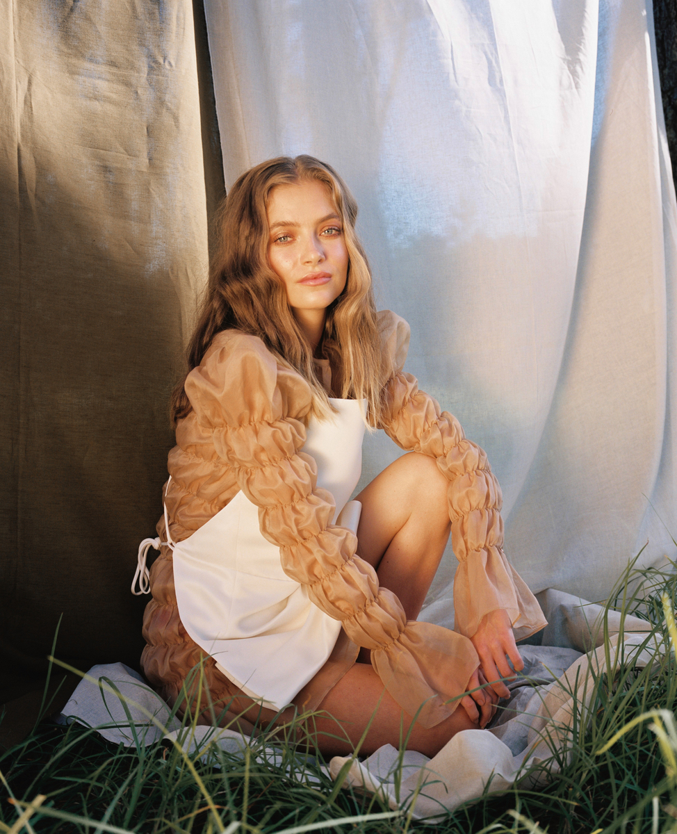 Lochie - Here now - Unique