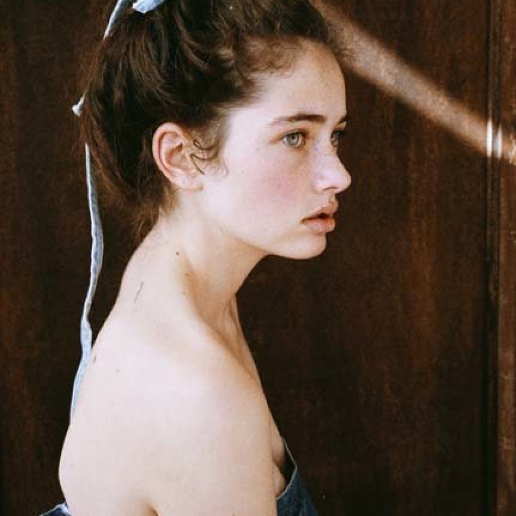 Ruby Pedersen for Oyster: Meet the model shot by Marnie Harris - Unique