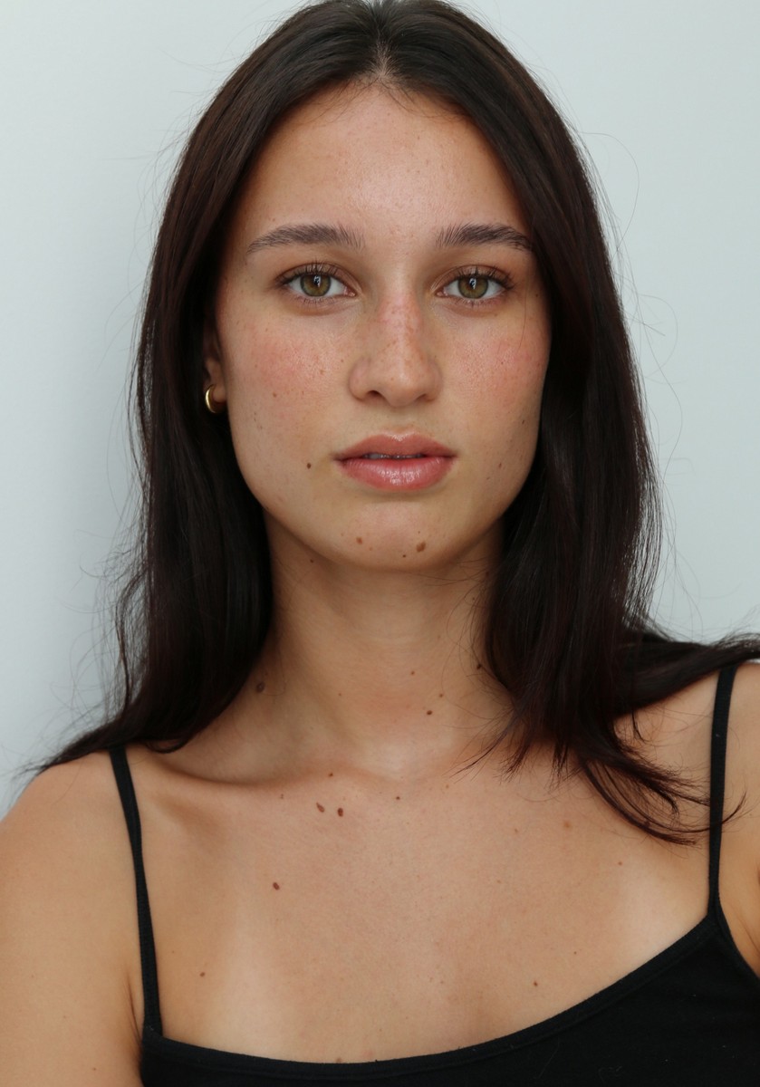 Ava Robbie: Wellington - Unique