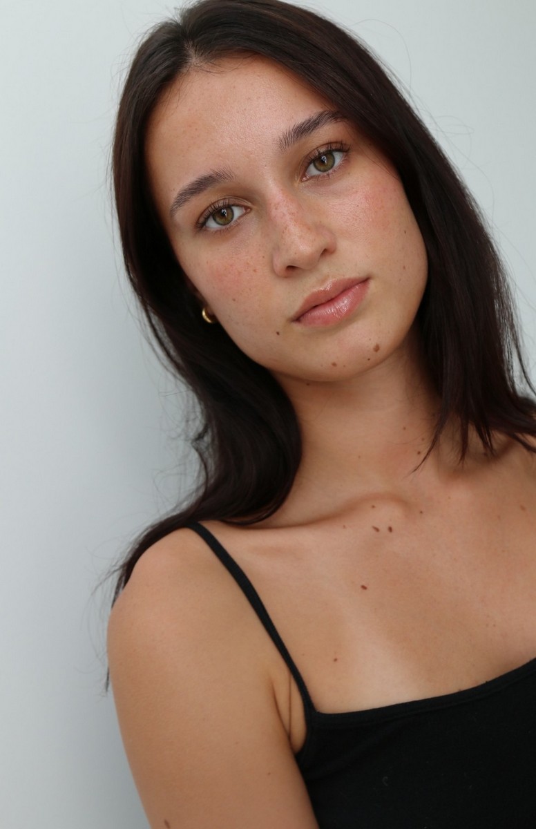 Ava Robbie: Wellington - Unique