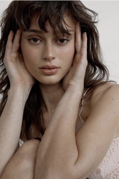 Womens Modelling Agency | Hire Female Models | Unique Models