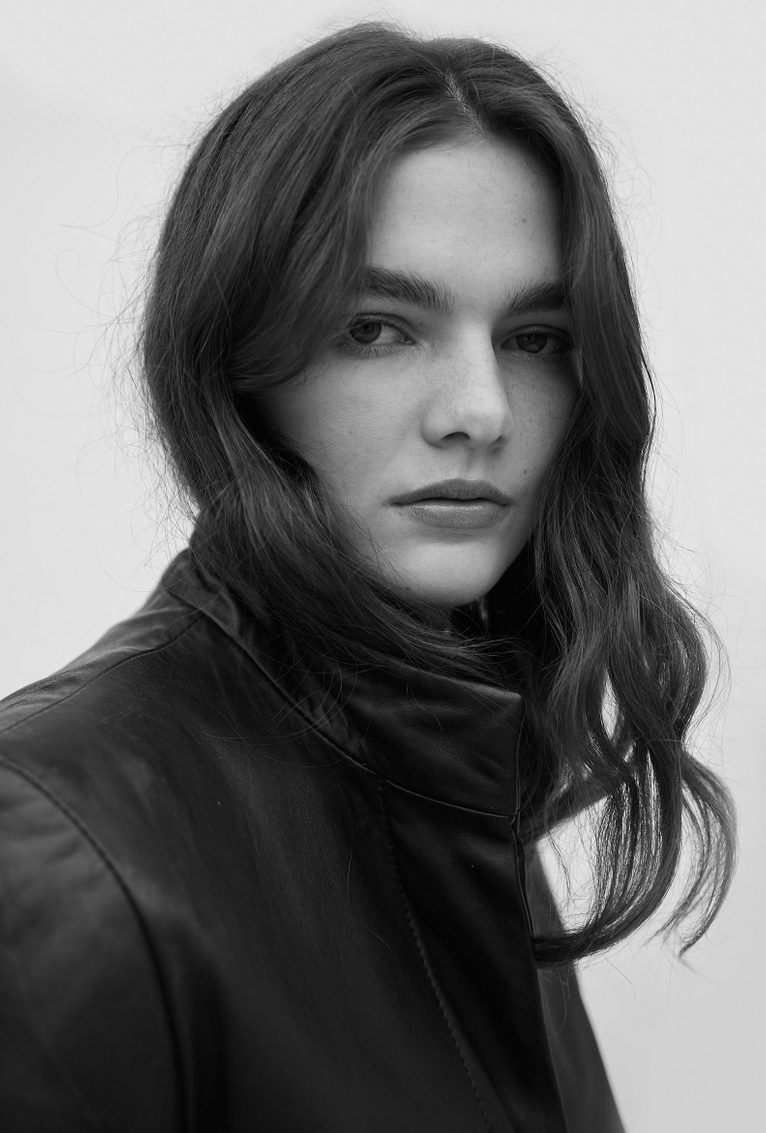 Cate - Unique