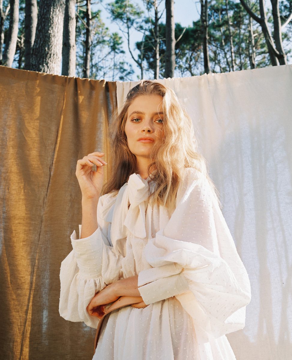 Lochie - Here now - Unique